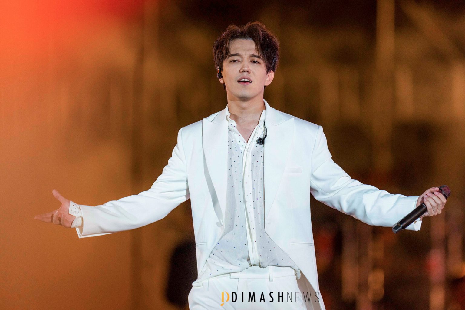 Dimash QUDAIBERGEN Biographie - Dimash France
